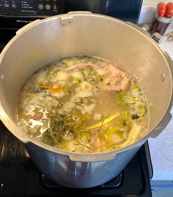 Chicken Feet Stock and the Benefits of Collagen – Humble Hills Homestead
